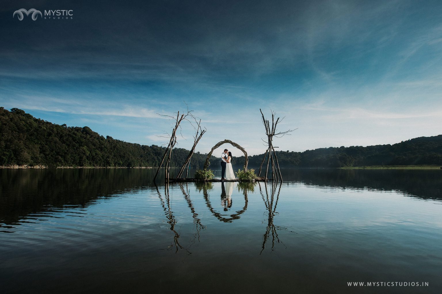 Love for Light - MysticStudios