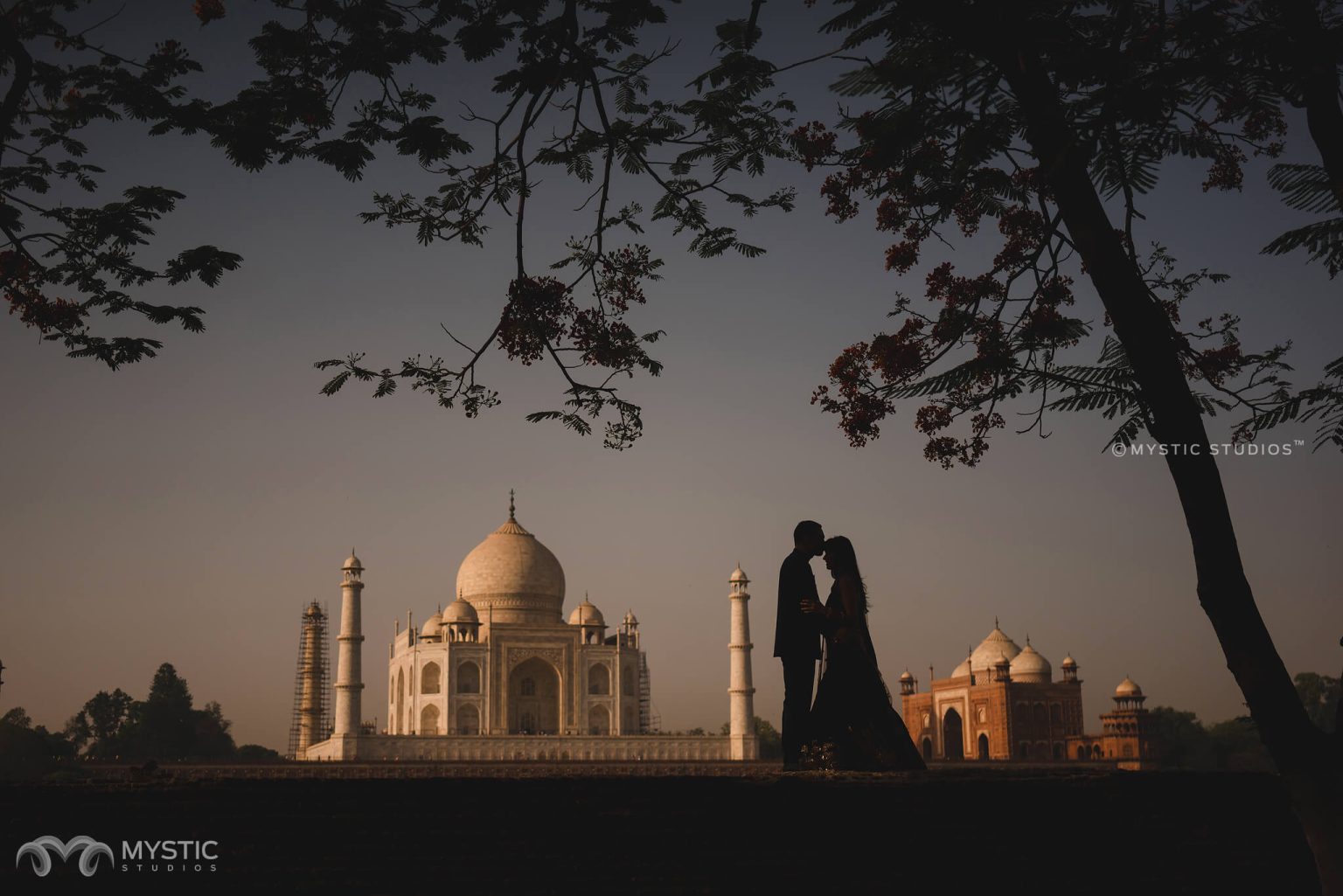 Tales Of Tajmahal - An Ode To True Love - MysticStudios